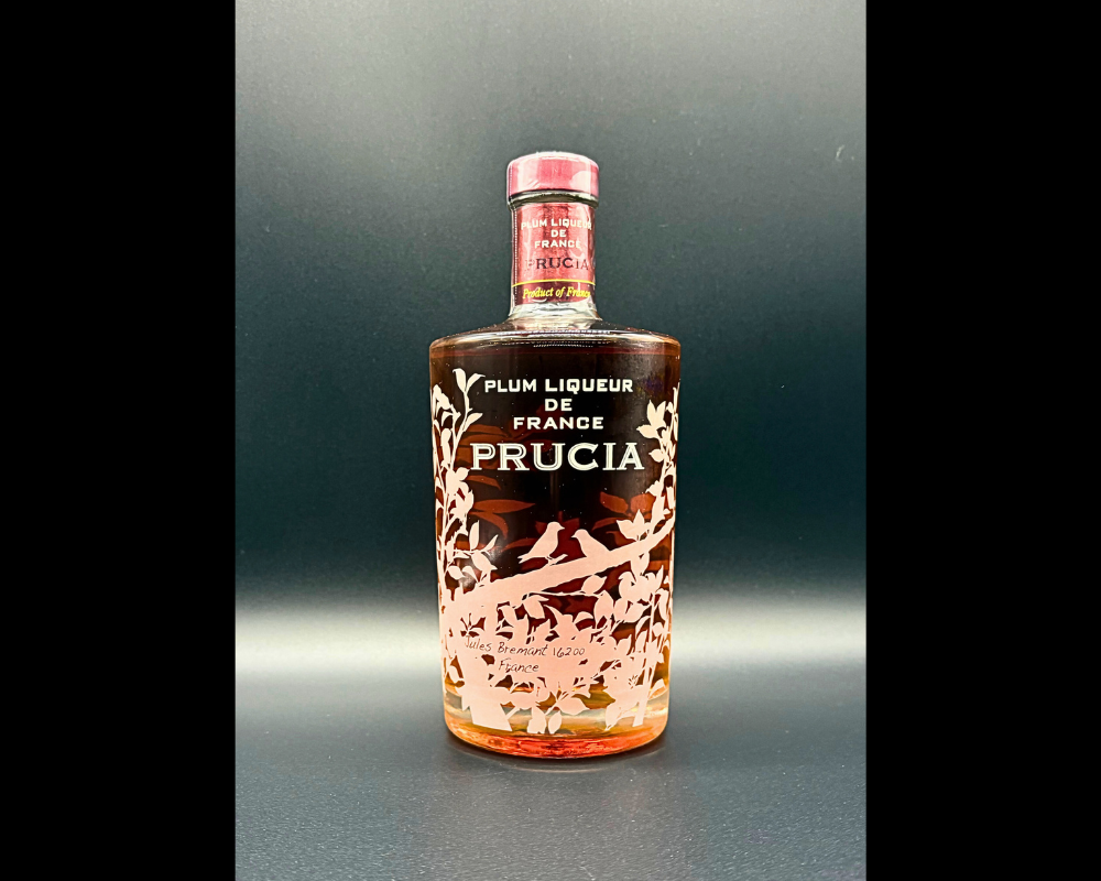 「PRUCIA（プルシア）」プラム（すもも）で造られるリキュールの飲み方をご紹介します。 - お酒を気ままに飲む