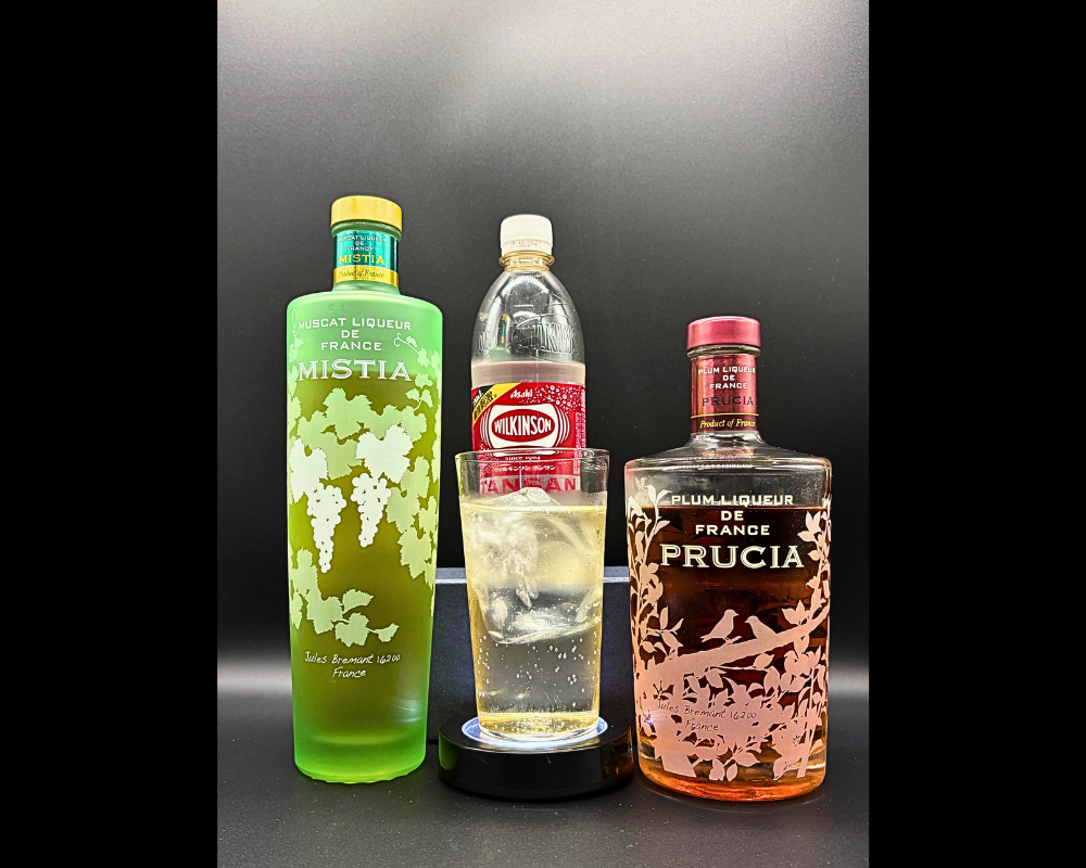 「PRUCIA（プルシア）」プラム（すもも）で造られるリキュールの飲み方をご紹介します。 - お酒を気ままに飲む